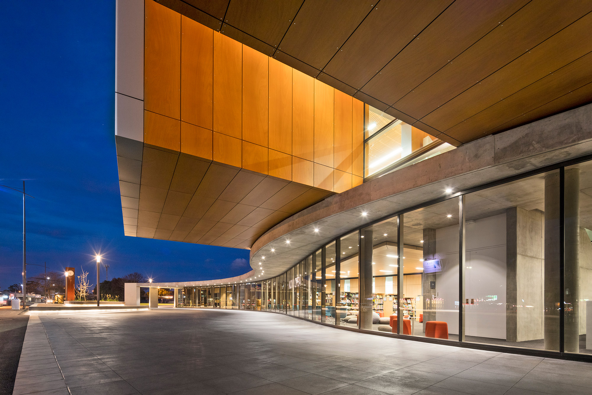 Frank Bartlett Memorial Library & Moe Service Centre | Bldg Eng