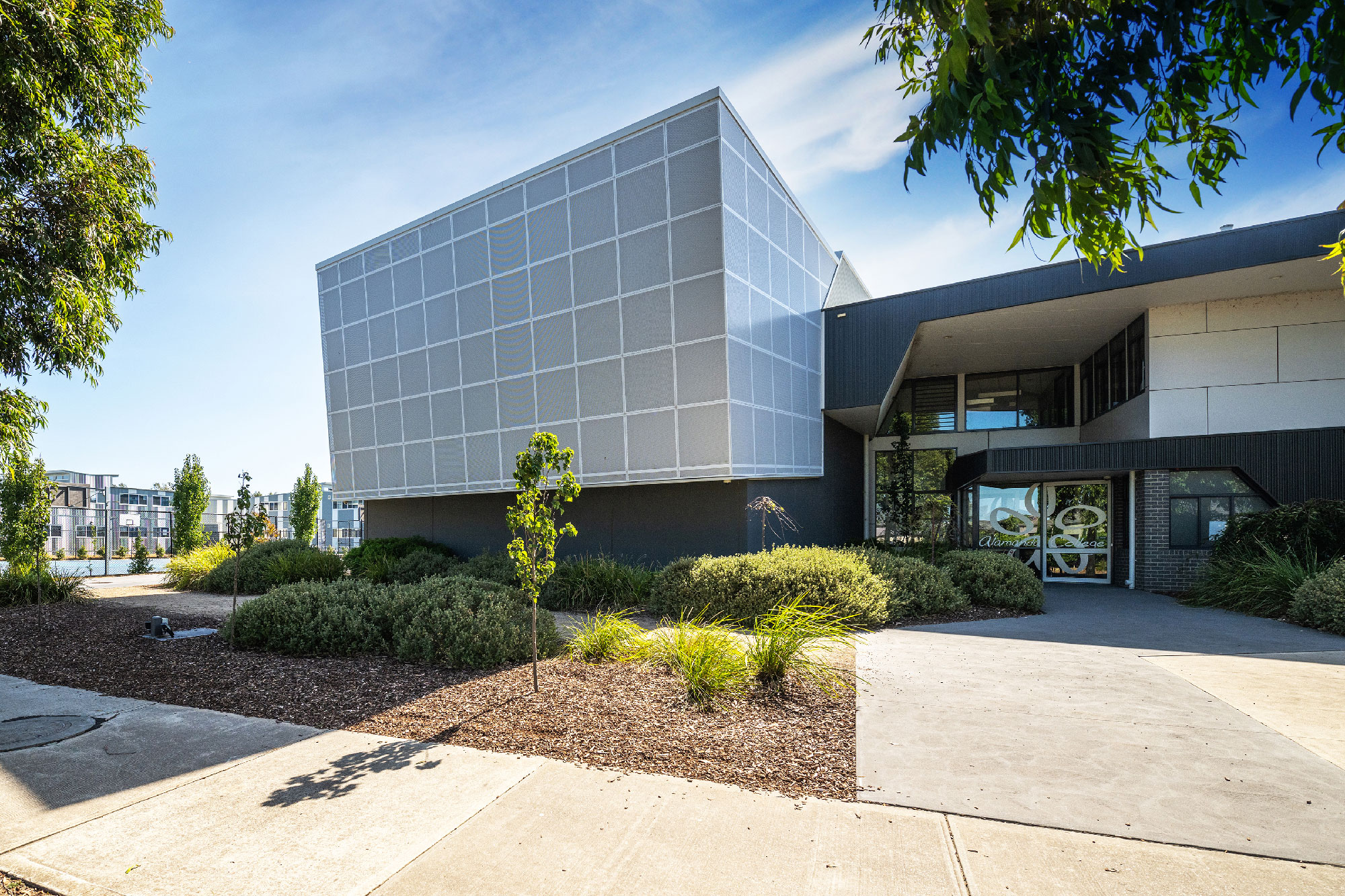 VSBA Alamanda Cladding Replacement | Bldg Eng