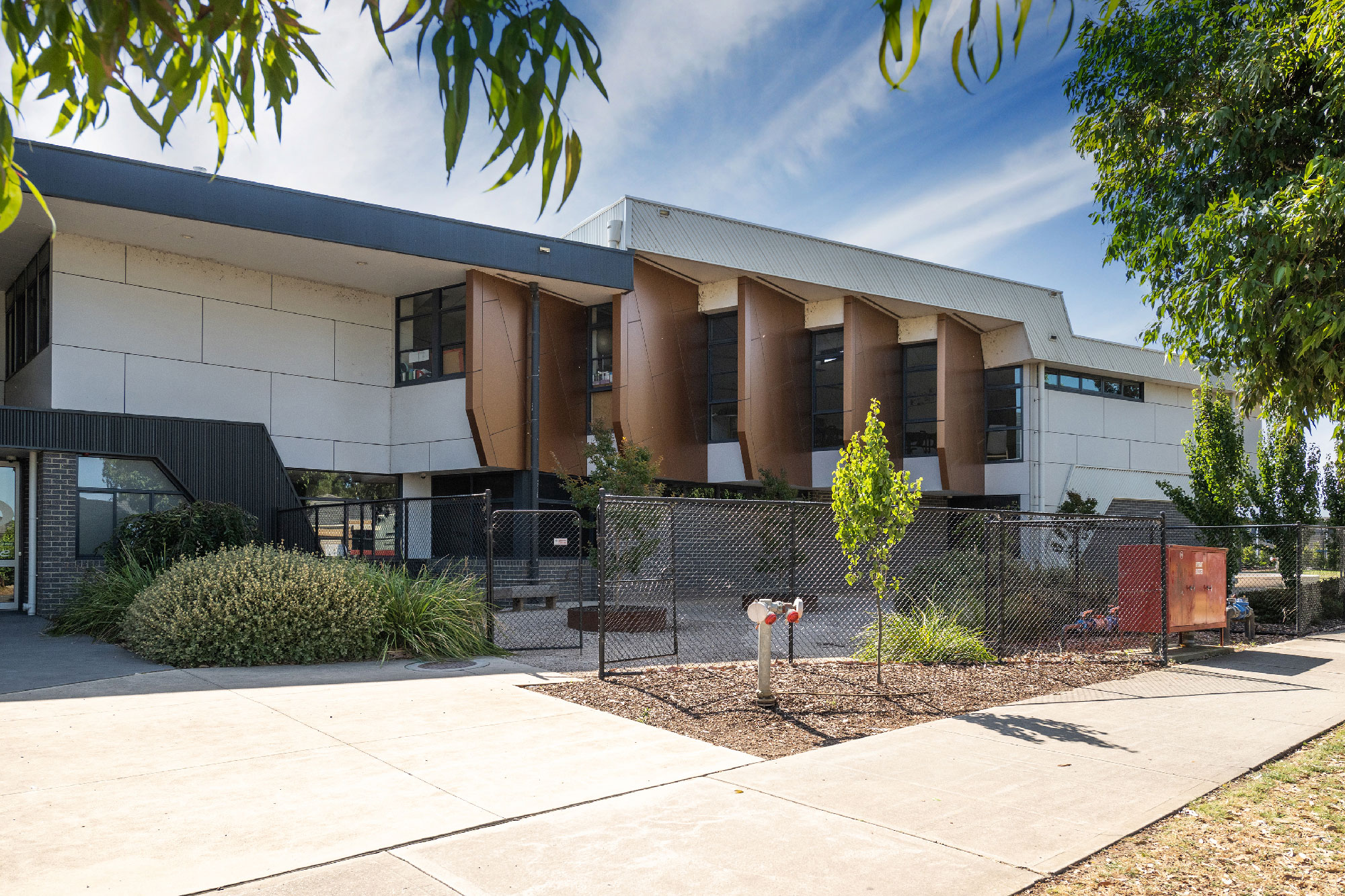 VSBA Alamanda Cladding Replacement | Bldg Eng