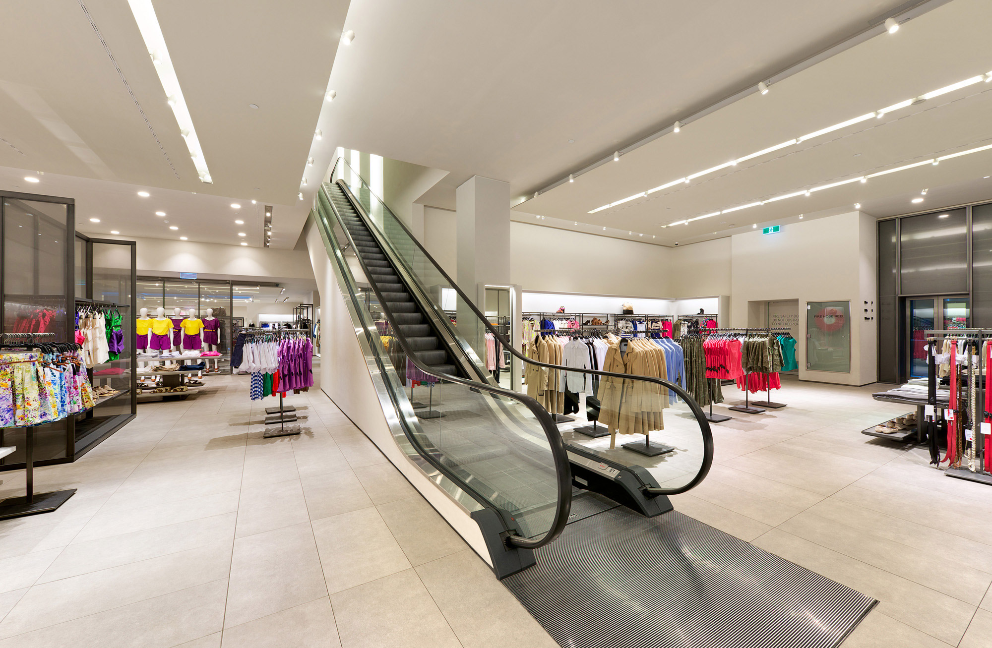 ZARA Melbourne Retail Fitout | Bldg Eng