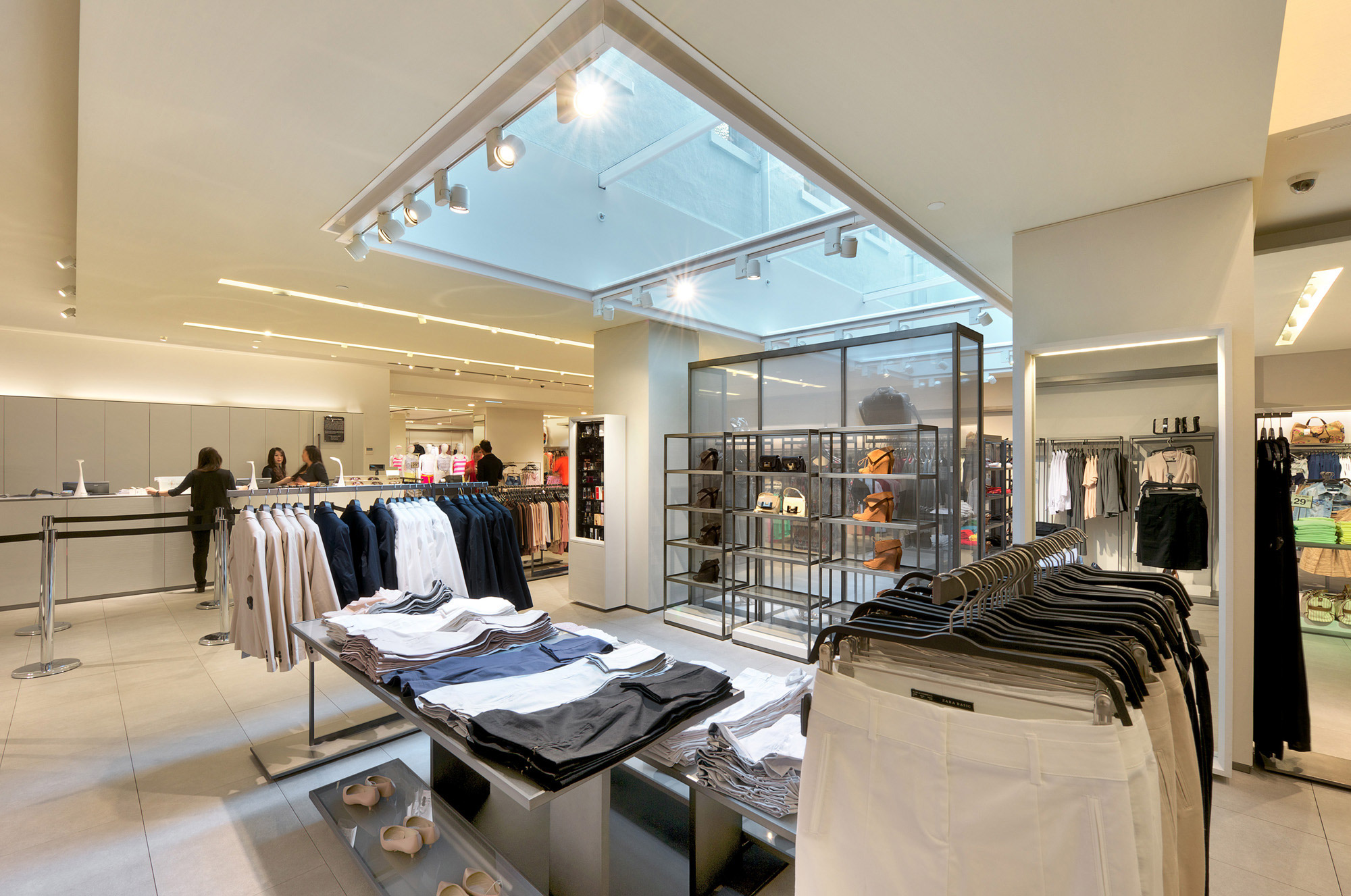 ZARA Melbourne Retail Fitout | Bldg Eng