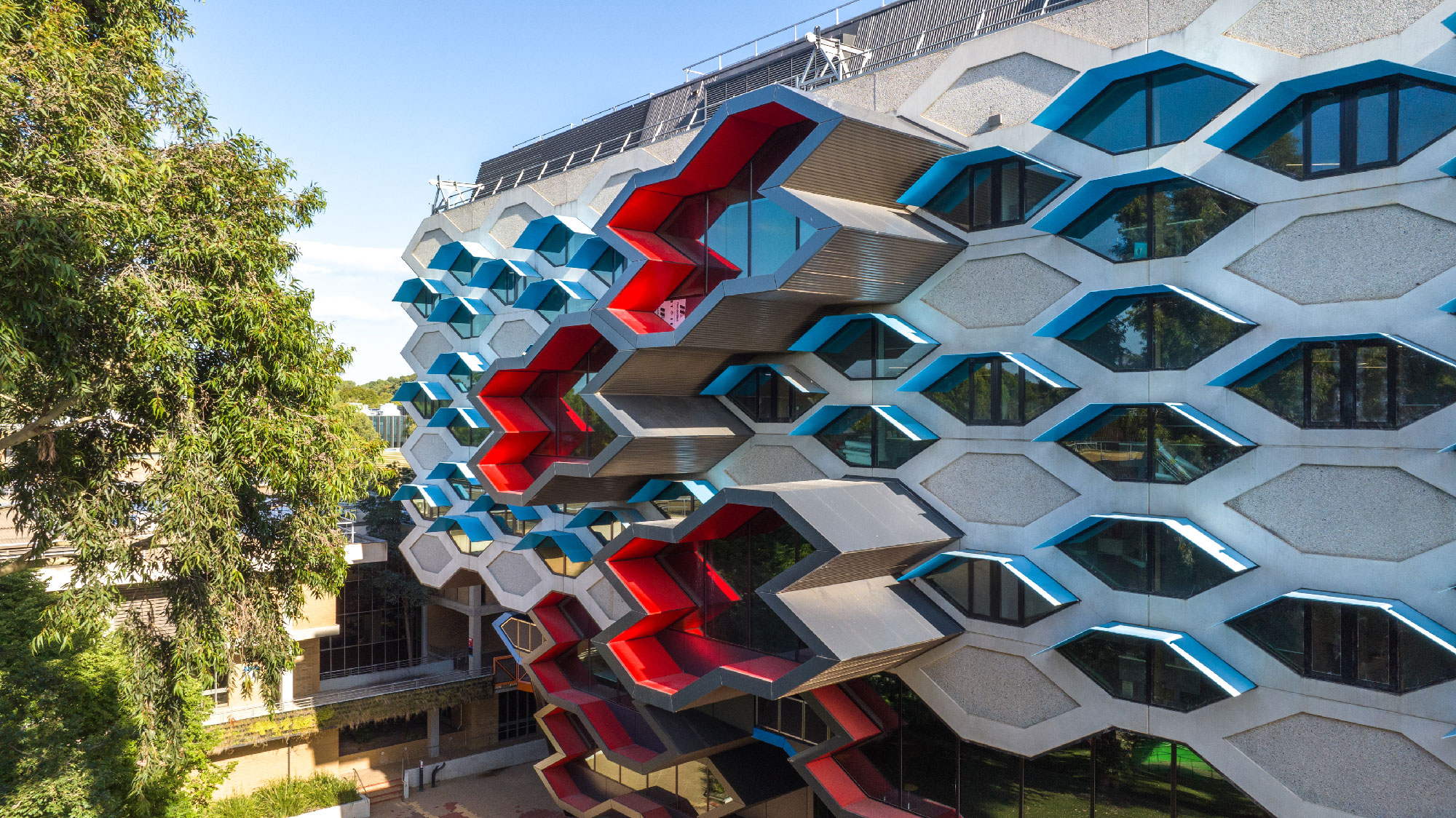 La Trobe University Building Cladding Replacement | Bldg Eng