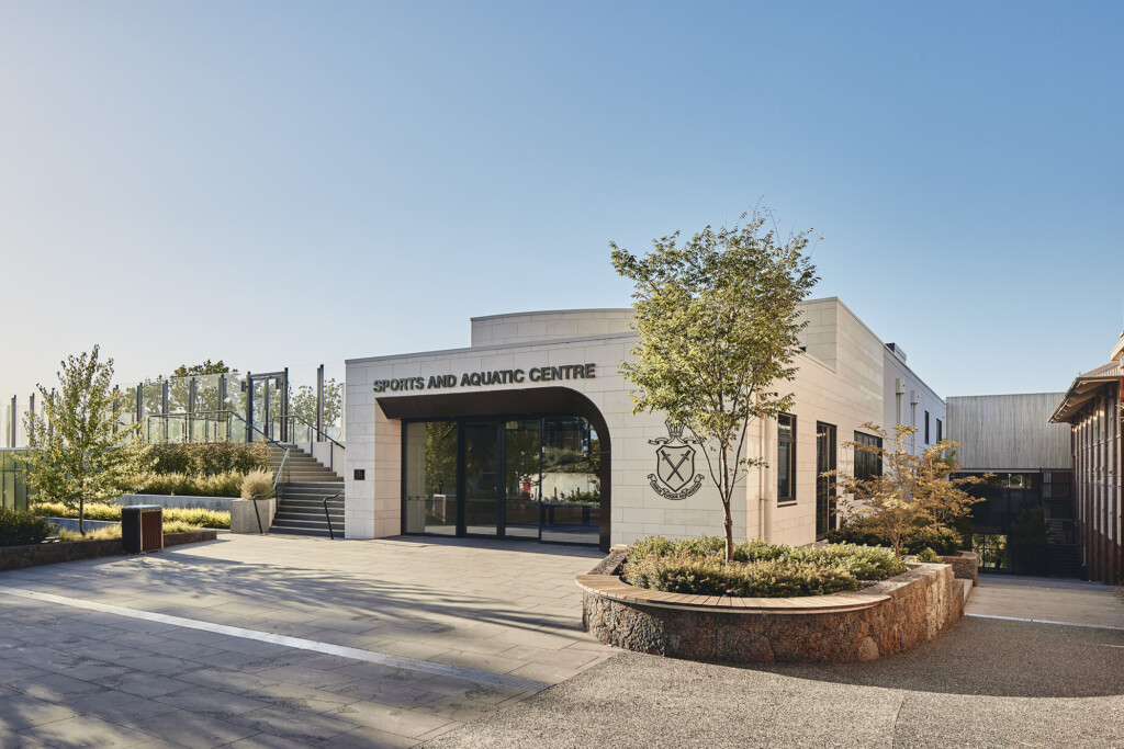 Ivanhoe Grammar School - Ridgeway Campus Sports & Aquatic Centre | Bldg Eng